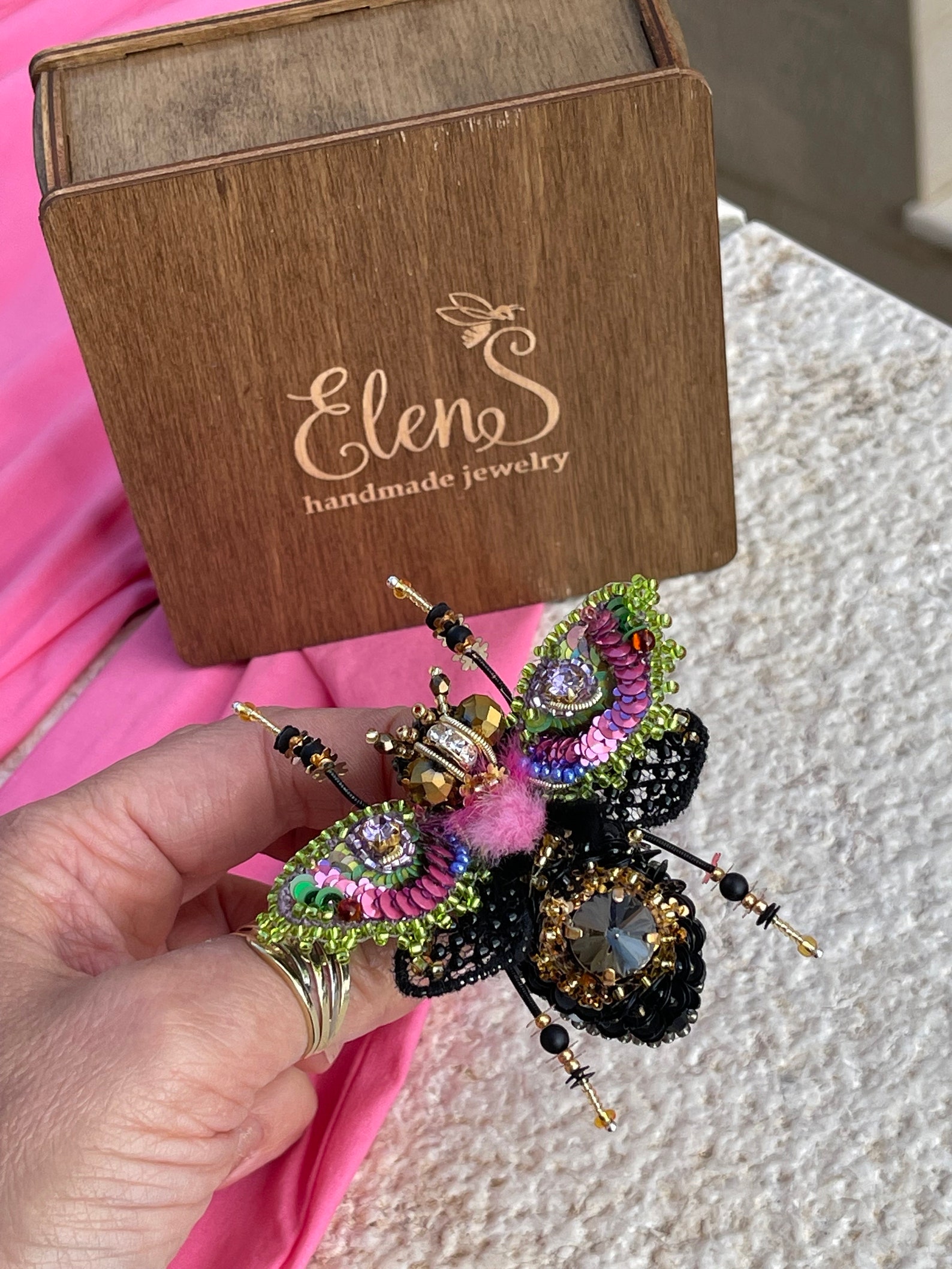 Green & Black Queen Bee Trendy Brooch Evil Eye Handcrafted Beaded Pin ...