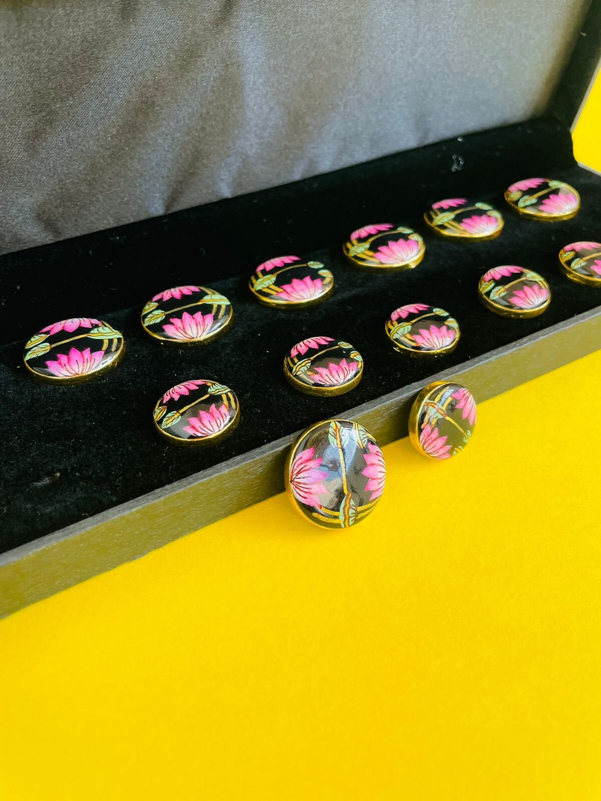 13 Piece Set Hand Painted Buttons-floral Round Buttons-blazer - Etsy