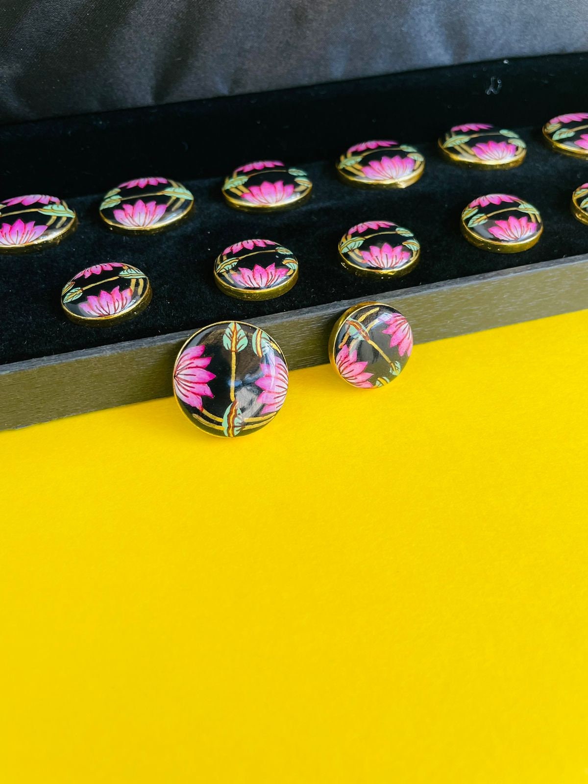 13 Piece Set Hand Painted Buttons-floral Round Buttons-blazer - Etsy