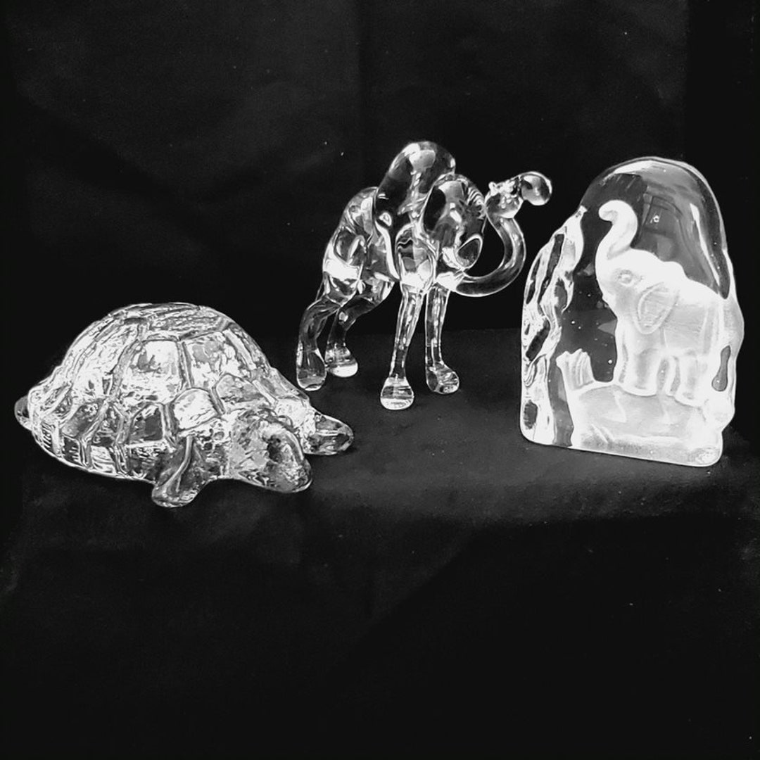 3 Vintage Glass Animal Paperweights or Table Accessories. A Turtle, a ...
