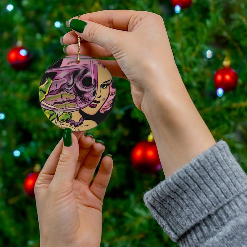 Pinky Horror Round Ceramic Ornaments Halloween Xmas Gift Comic - Etsy
