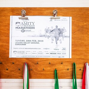 Marathon Medal Display, Medal Display Holder, Wooden Medal Hanger, Run ...