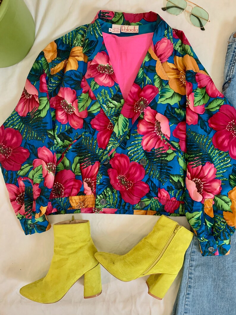 Vintage Silk Cropped Jacket W/ Vibrant Hibiscus Flower Pattern by ...