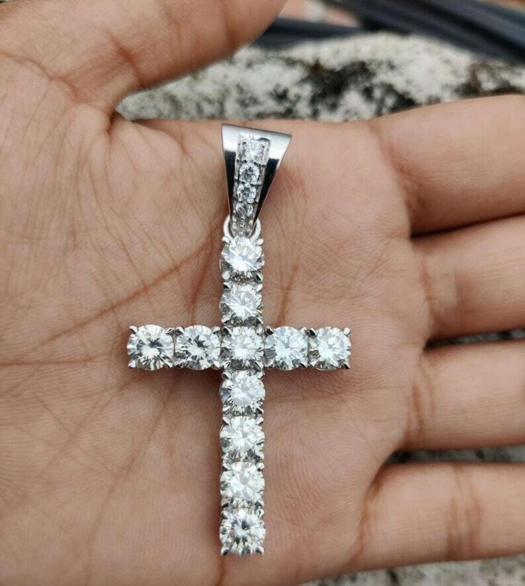 White Diamond Cross Pendant Great Shine and Luster VVS1 Certified ...