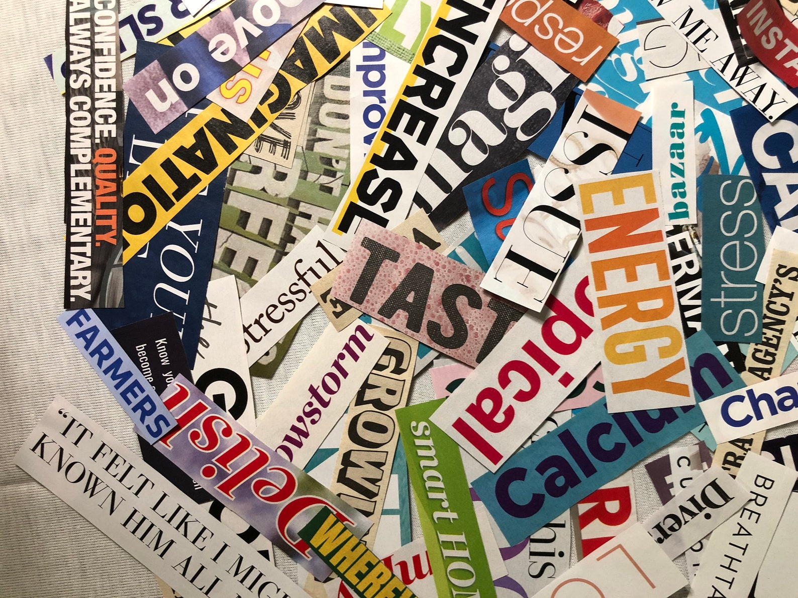 200 pieces magazine cutouts Words phrases magazine | Etsy