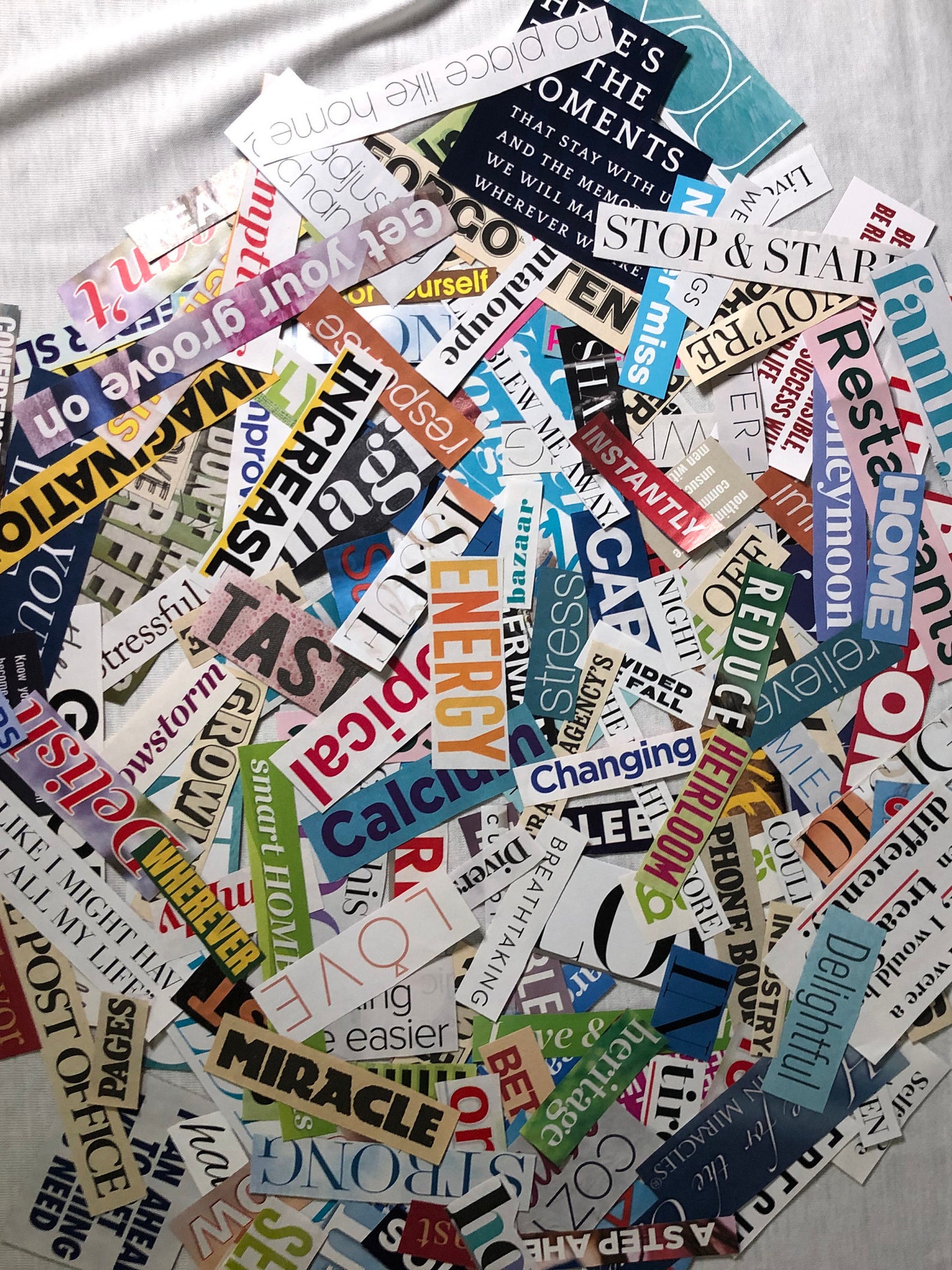 200 pieces magazine cutouts Words phrases magazine | Etsy