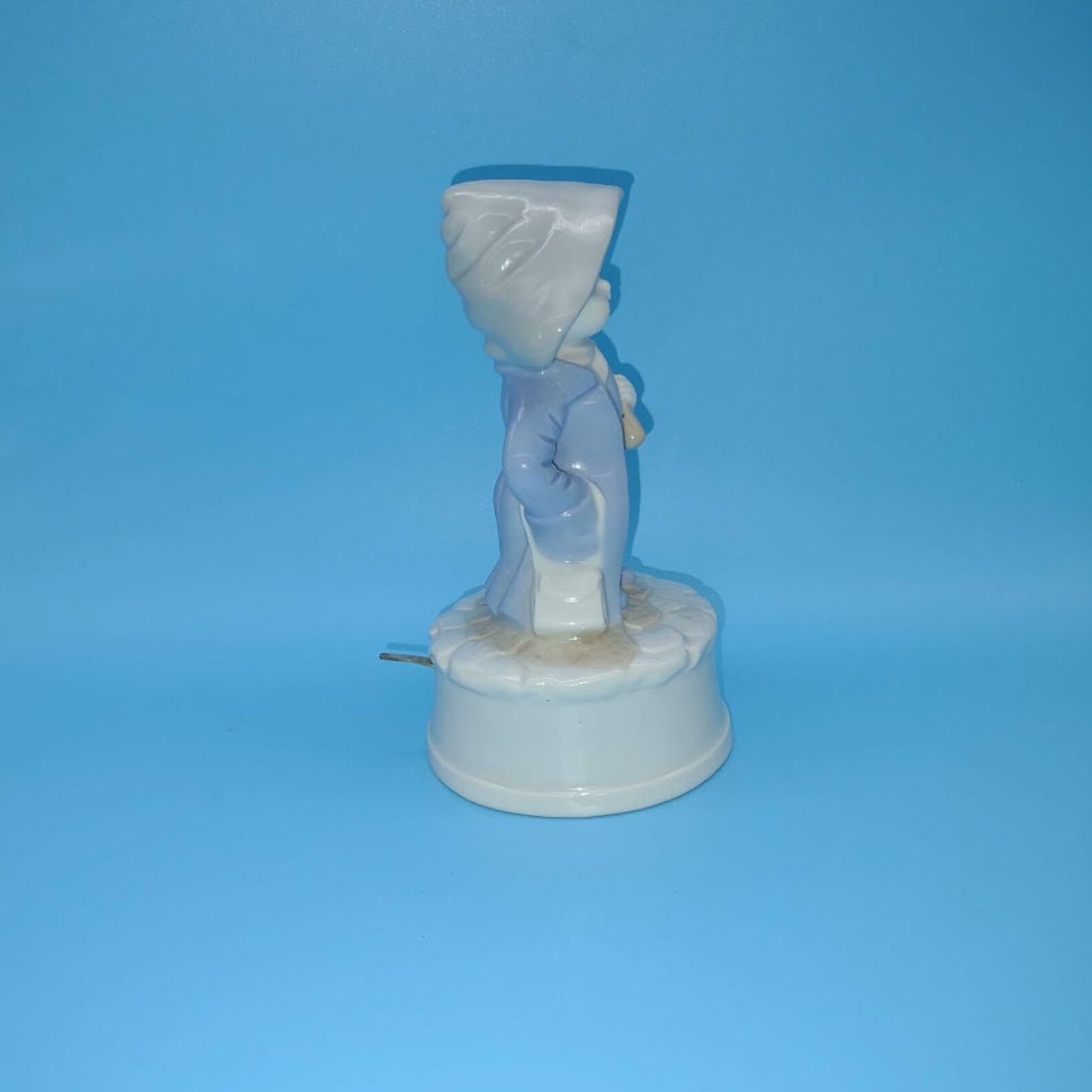 Porcelain Figurine Music Box - Etsy