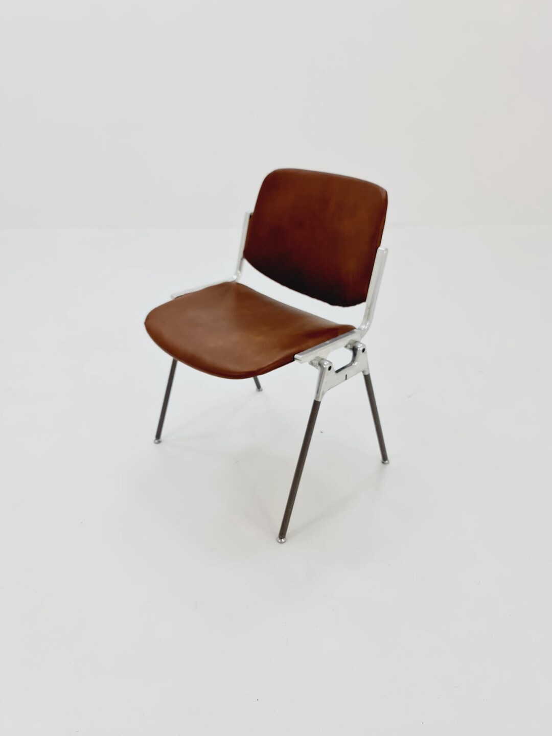 Mid Century Italian Leather Castelli Chair by Giancarlo Piretti 1980s ...