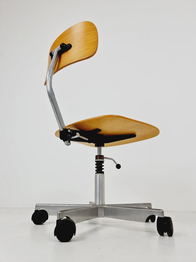 Danish Swivel Chair by Jørgen Rasmussen for Fritz Hansen - Etsy