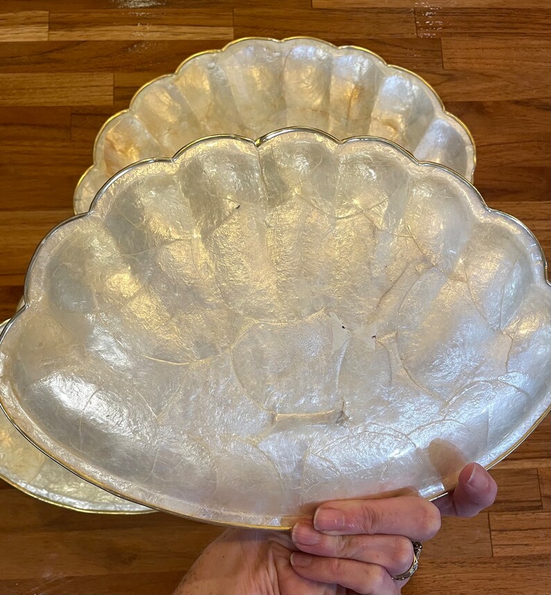 Set of 3 Capiz Shell Plates - Etsy