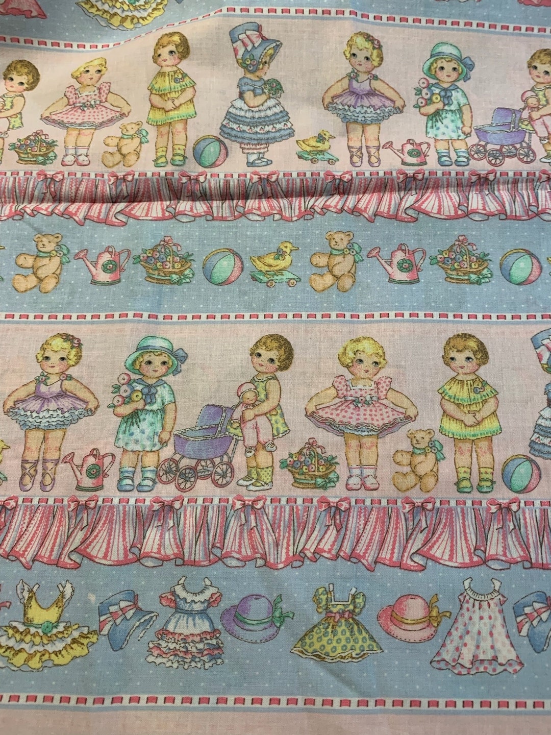 1/2 Vintage Paper Dolls Sampler Print by Daisy Kingdom Cotton Fabric ...