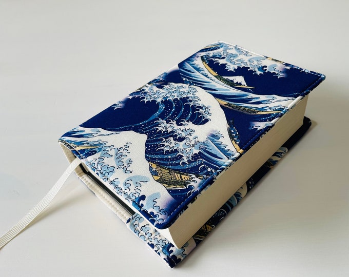 Adjustable Japan Waves Book Cover, Padded Abstract Book Protector, Blue ...