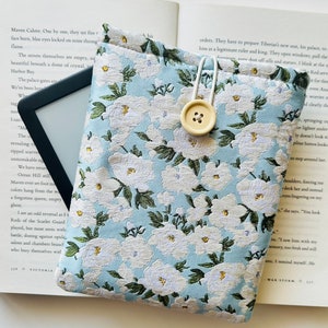 White Floral Embossed Kindle Sleeve – Handmade Padded Fabric Protector ...