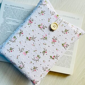 Baby Pink Flowers Book Sleeve, Padded Book Protector, Fabric Book Pouch ...