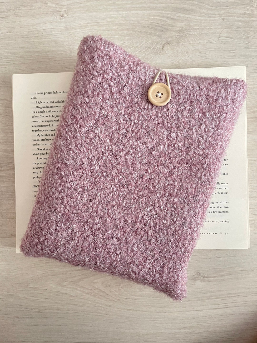 Purple Boucle Book Sleeve, Padded Book Cover, Sheep Pattern Book Pouch ...