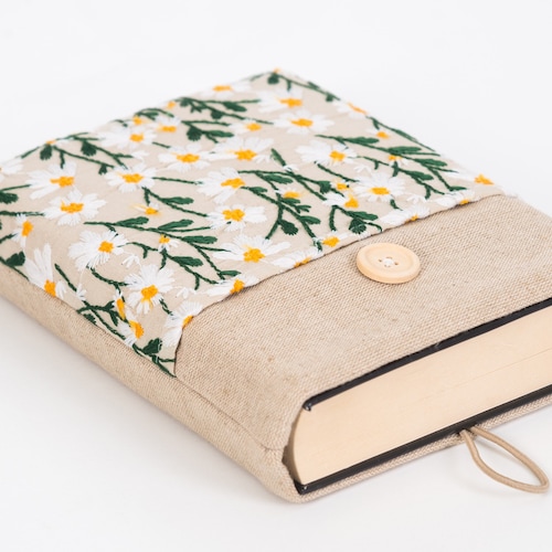 Daisy Book Sleeve Embroidered Book Cover Flower Book Pouch - Etsy