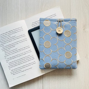 Embroidered Gold Kindle Sleeve, Kindle Paperwhite Cover, Kindle Oasis ...
