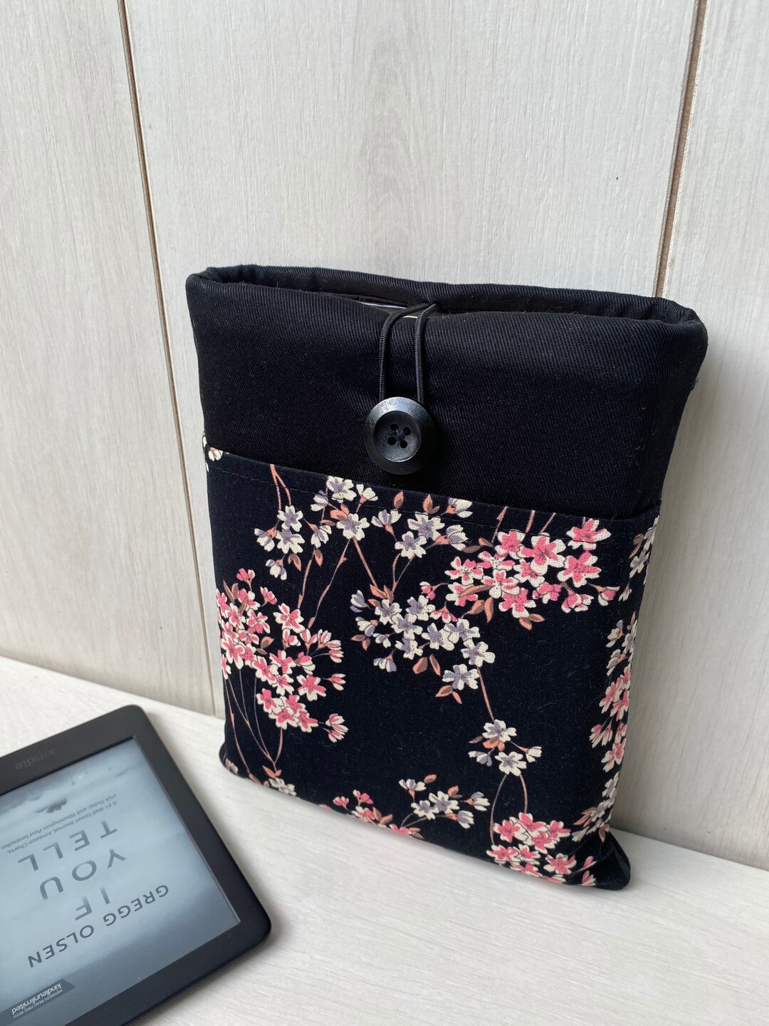 Plum Blossom Book Sleeve, Padded Book Pouch, Fabric Book Cover, Flower ...