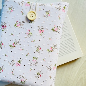 Baby Pink Flowers Book Sleeve, Padded Book Protector, Fabric Book Pouch ...