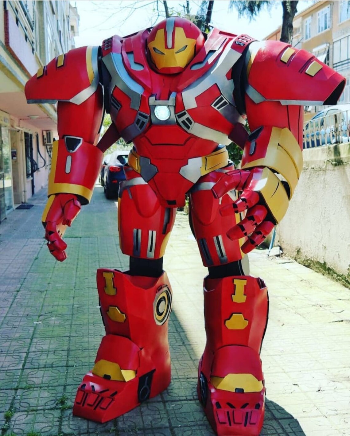 Titan Breaker Exo Suit – Handcrafted Full-body Battle Armor for Epic ...