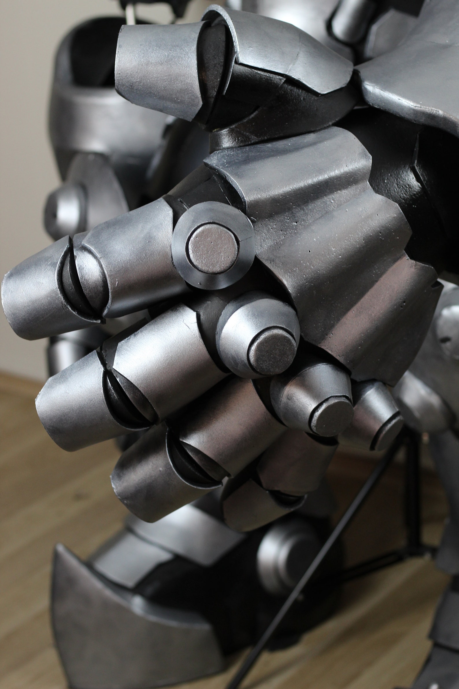 Iron Crusader Armor – Bold Futuristic Knight Cosplay Costume for ...