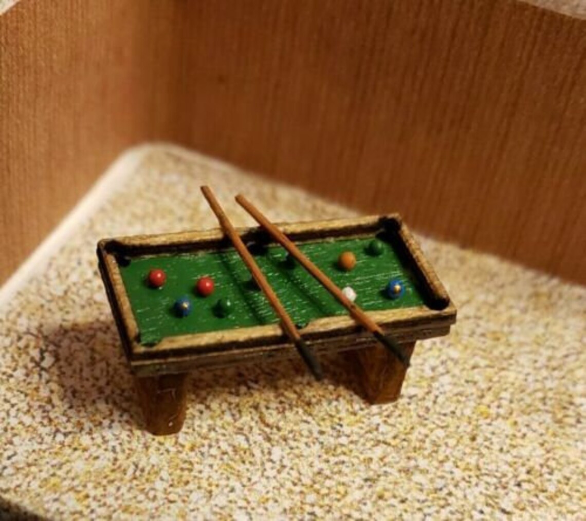 1/114 Miniature Game Room Pool Table Dart Board With Darts & Photo of ...
