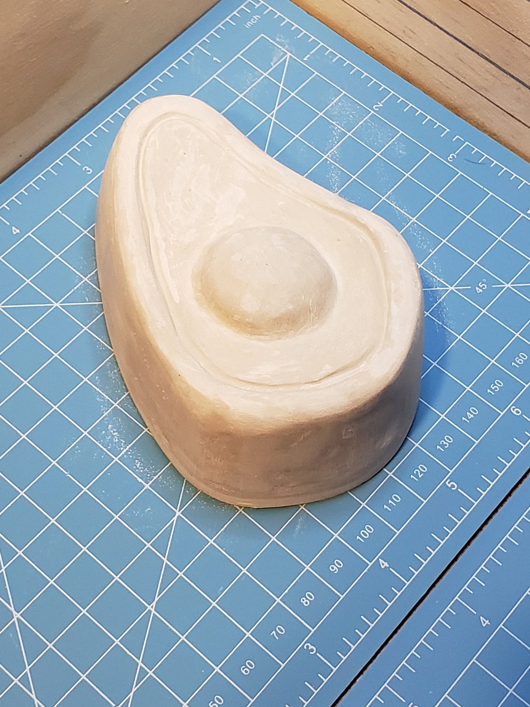 2.75x4x1.5 Avocado Plastic Mold, Bath Bomb Mold, Avocado, Mold, - Etsy