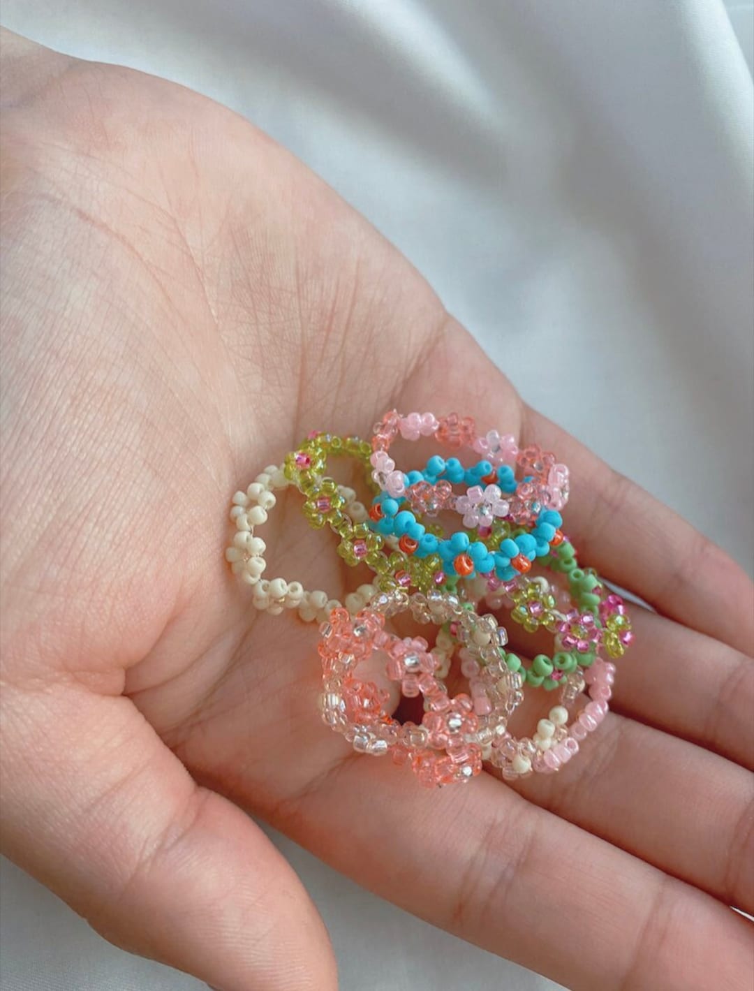 Spring Time Daisy Ring, Daisy Ring, Flower Bead Rings, Gifts for Her ...