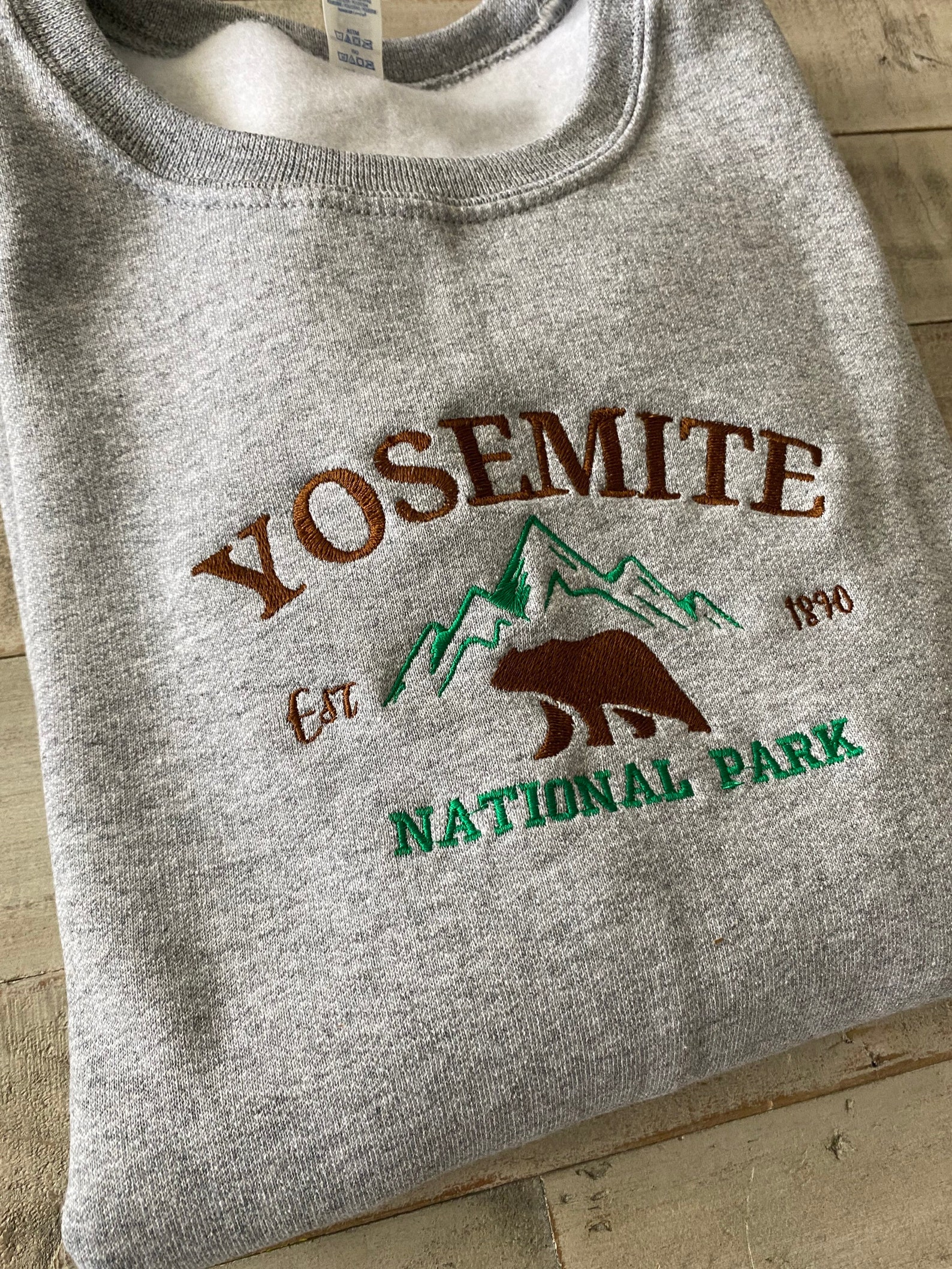 Yosemite National Park Embroidered Crewneck-embroidered Crewneck ...