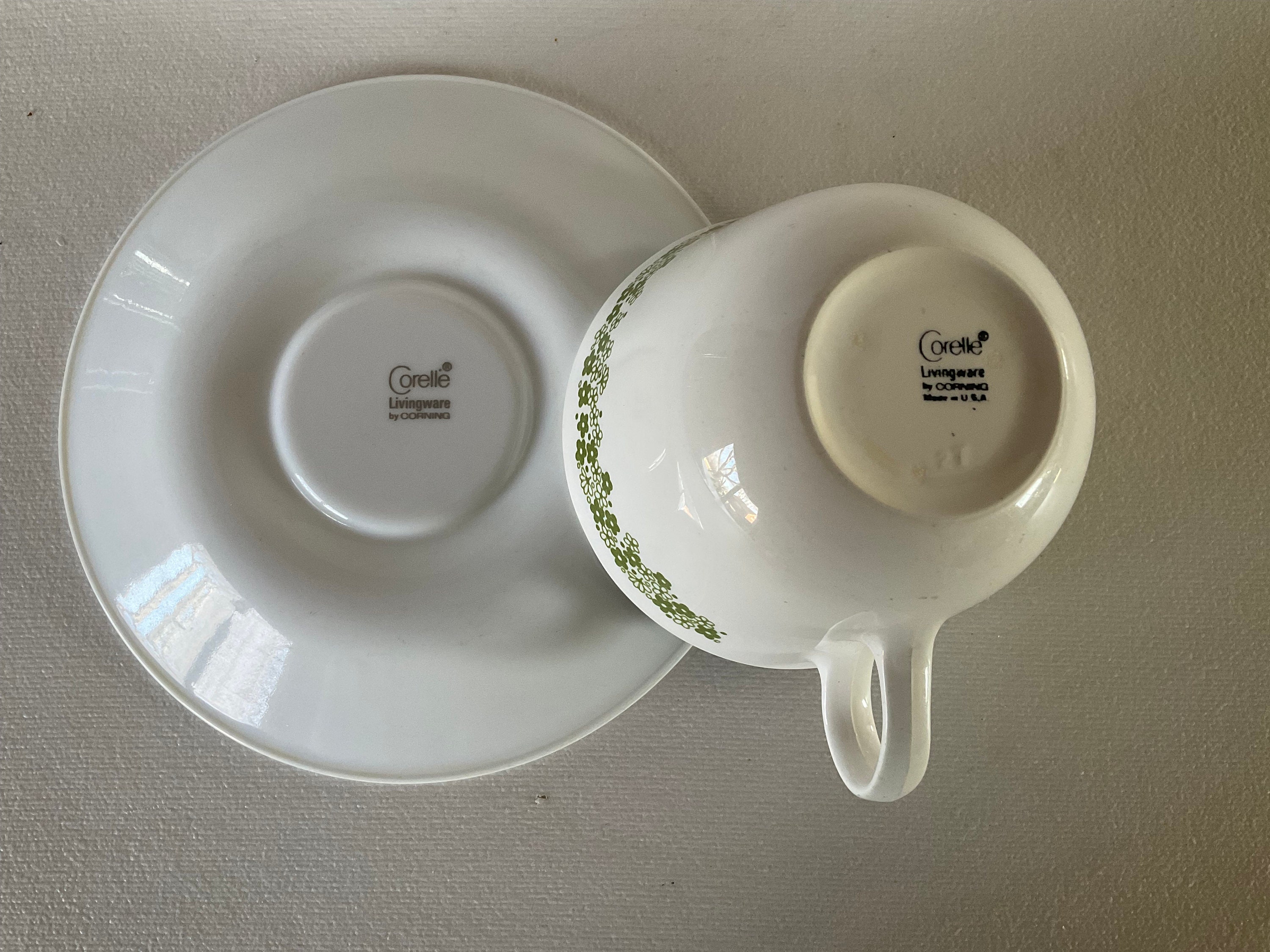 Corelle by Corning 10 Pc CRAZY DAISY Spring Blossom Green Dinnerware ...