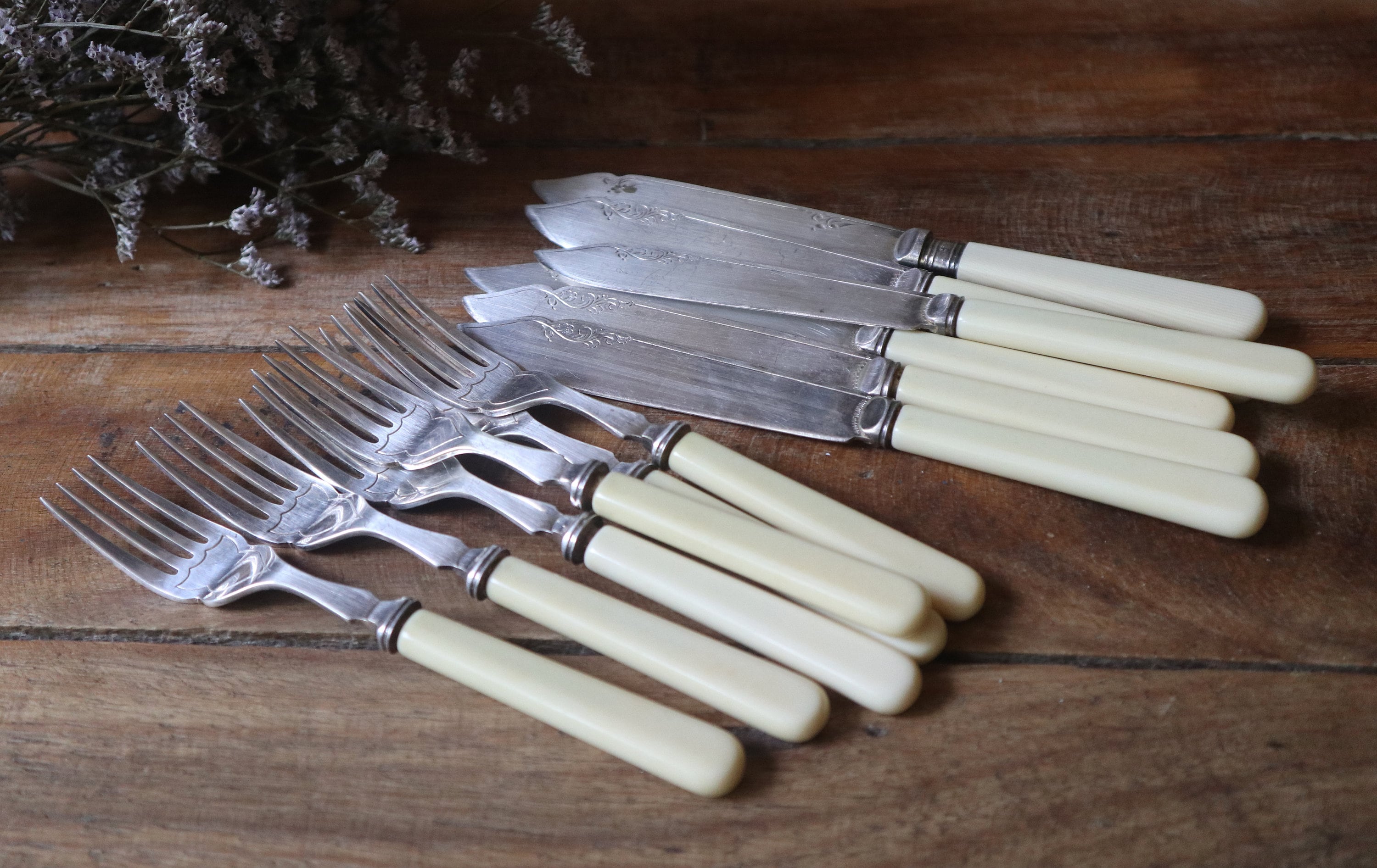 Antique Silver Plate Fish Cutlery Set of 6 Fish Knives and 6 Forks ...