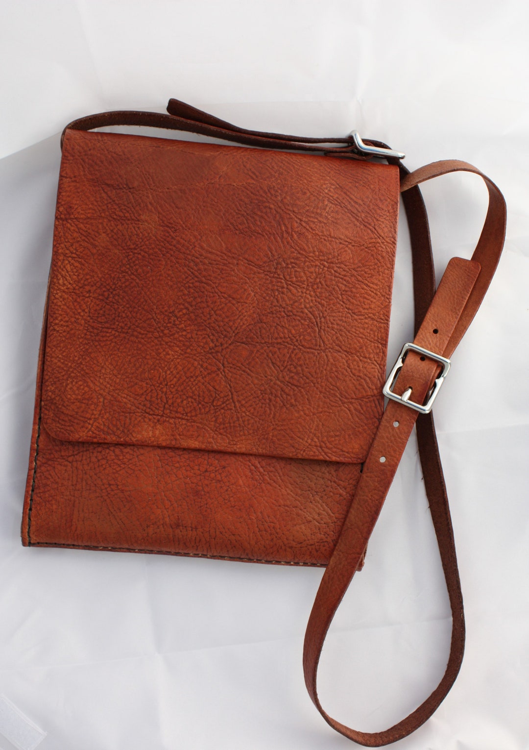 Heatherj Vertical Messenger Bag by Orange Horse Leatherworks - Etsy