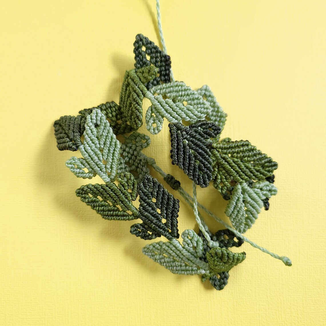 Macramé Leaf Adjustable Bracelet - Etsy