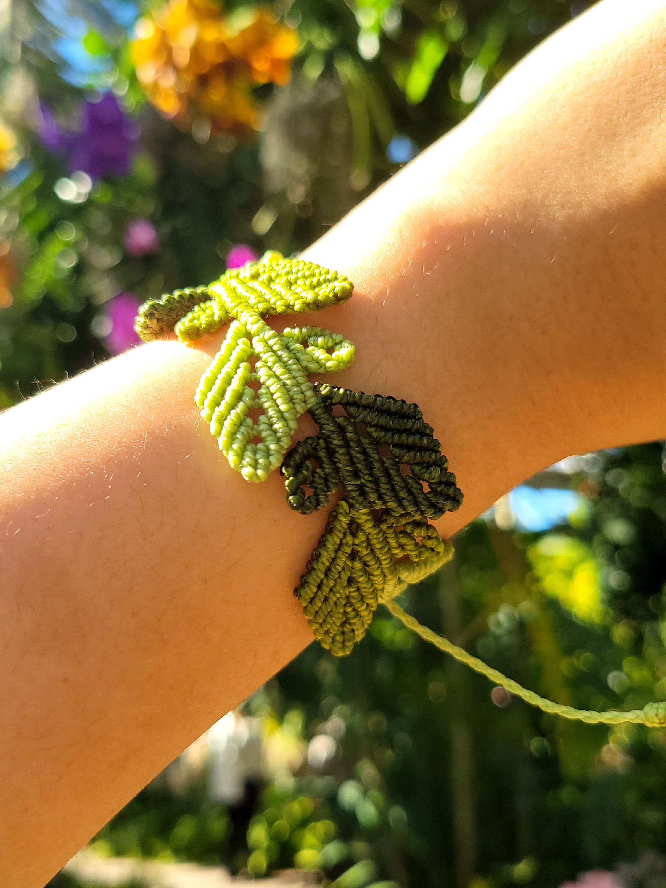 Macramé Leaf Adjustable Bracelet - Etsy