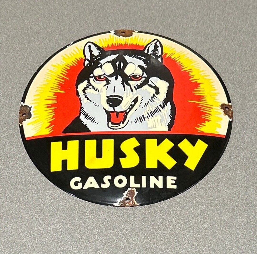 VINTAGE DOMED 12” HUSKY Dog Convex Sign Porcelain Gas Badge Gas Oil ...