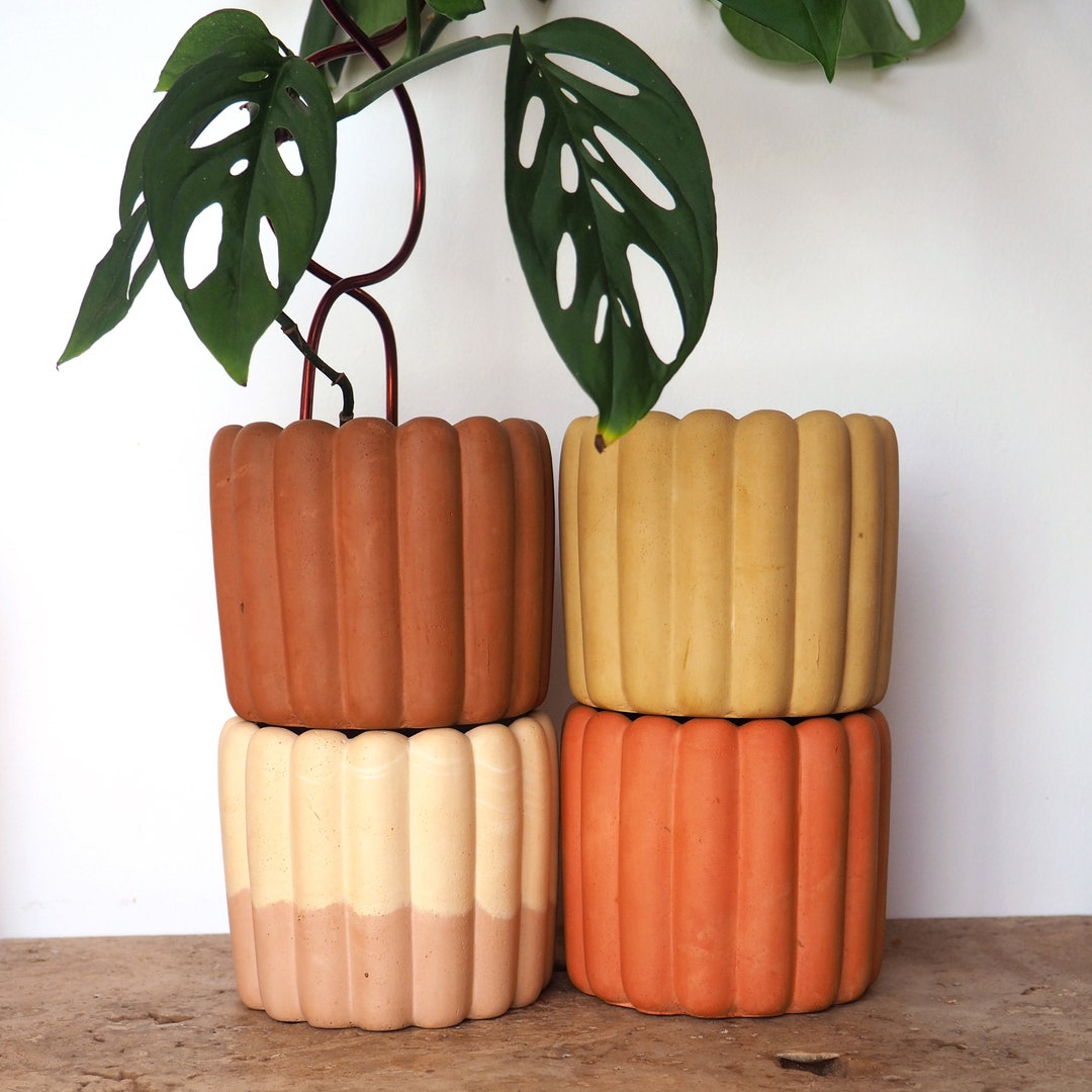TUPPA PLANTER Sand/tan Earth Collection Green Terracotta - Etsy Australia