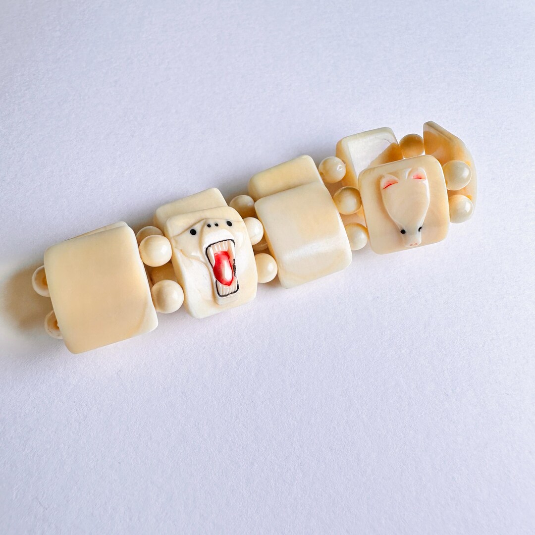 Vintage Carved Bone Bracelet Alaskan Eskimo Inuit Native Souvenir ...