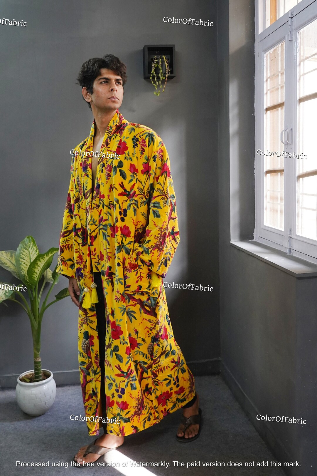 OFMD Yellow Bird Velvet Banyan Fabric Kimono Velvet Robe Long, Original ...