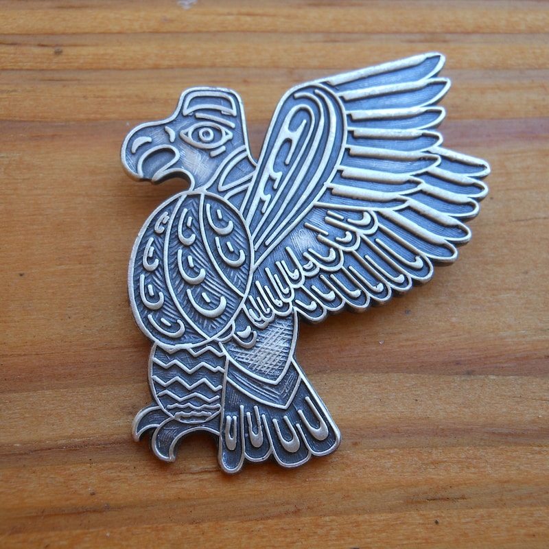 Raven Brooch - Etsy