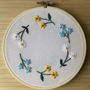 Spring Feel Baby Pink Wreath Embroidery Pattern Digital PDF Tutorial ...