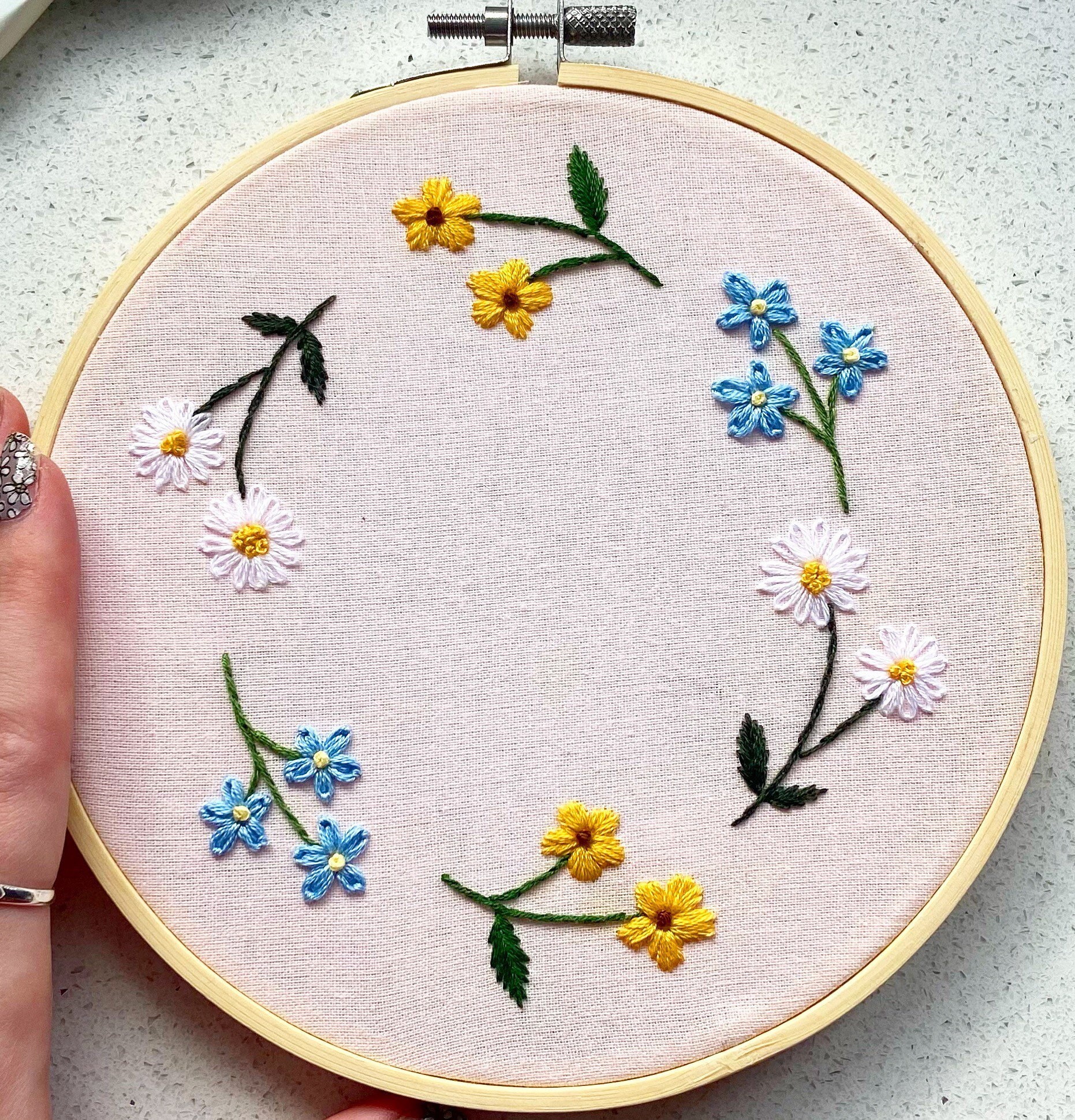 Spring Feel Baby Pink Wreath Embroidery Pattern Digital PDF Tutorial ...