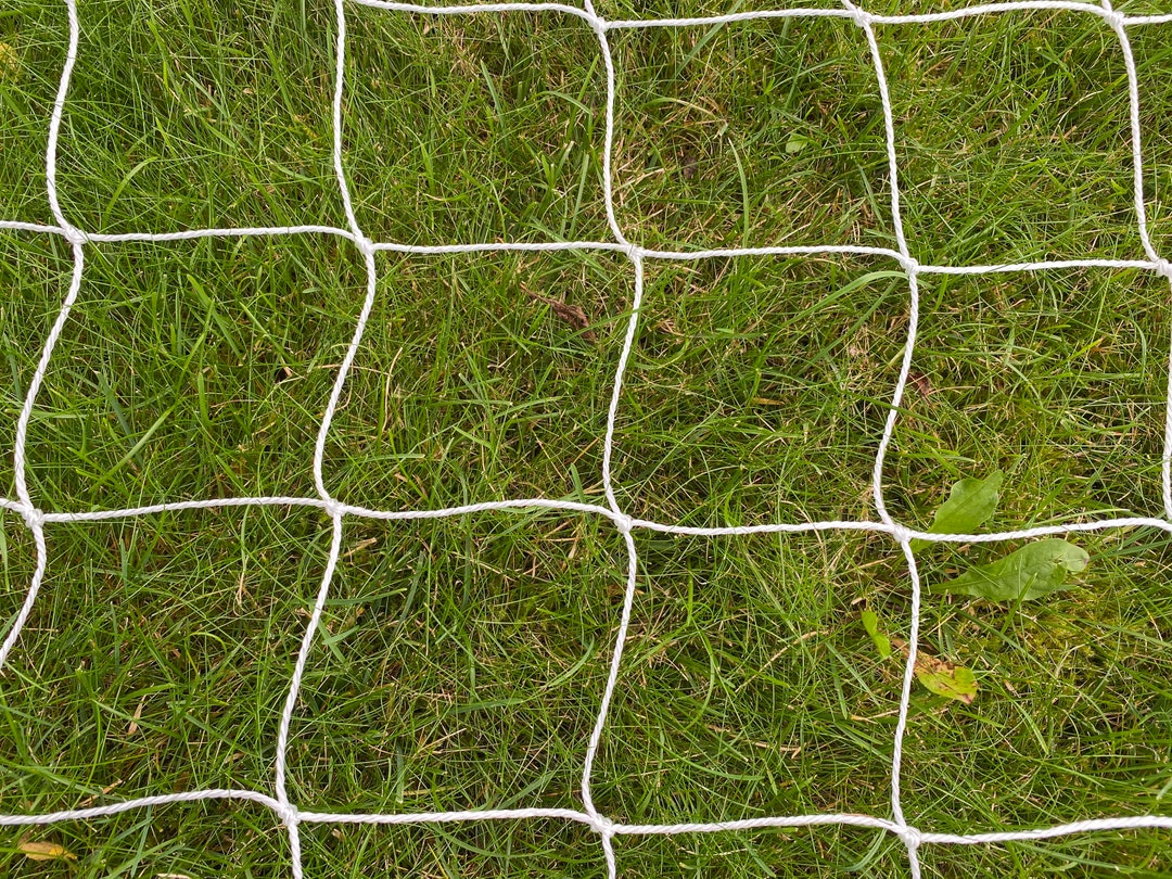 Cargo Netting White Handmade 2.2mm Garden Netting Protection Cat Fox ...