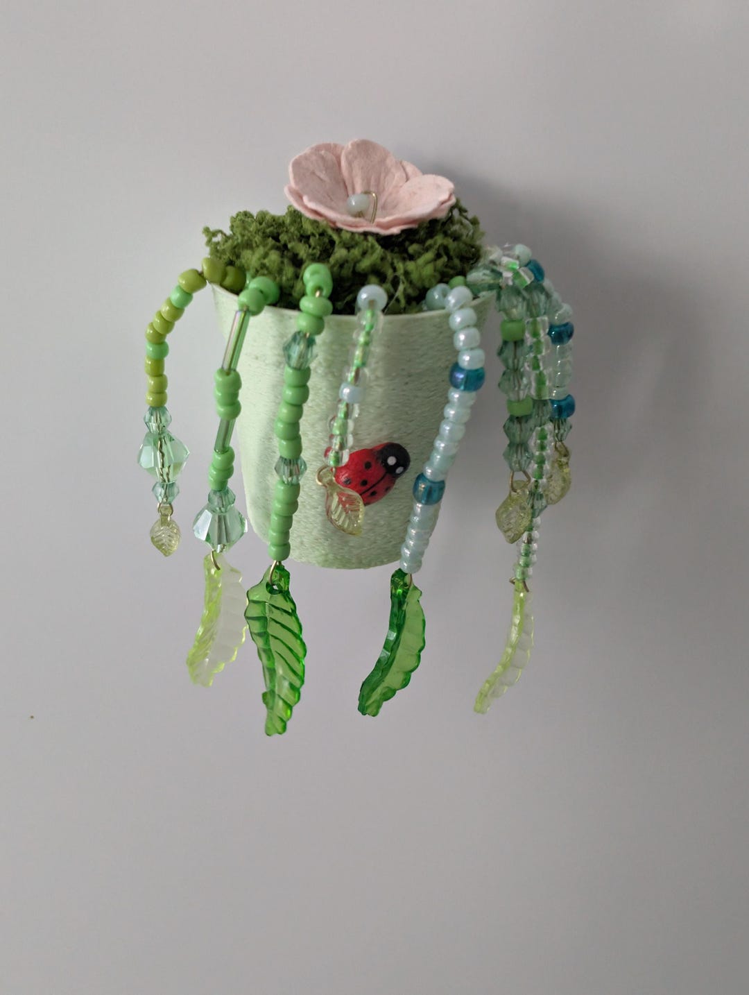 Beaded Hanging Plant Fridge Magnet | Handmade Beaded Stems With Paper ...