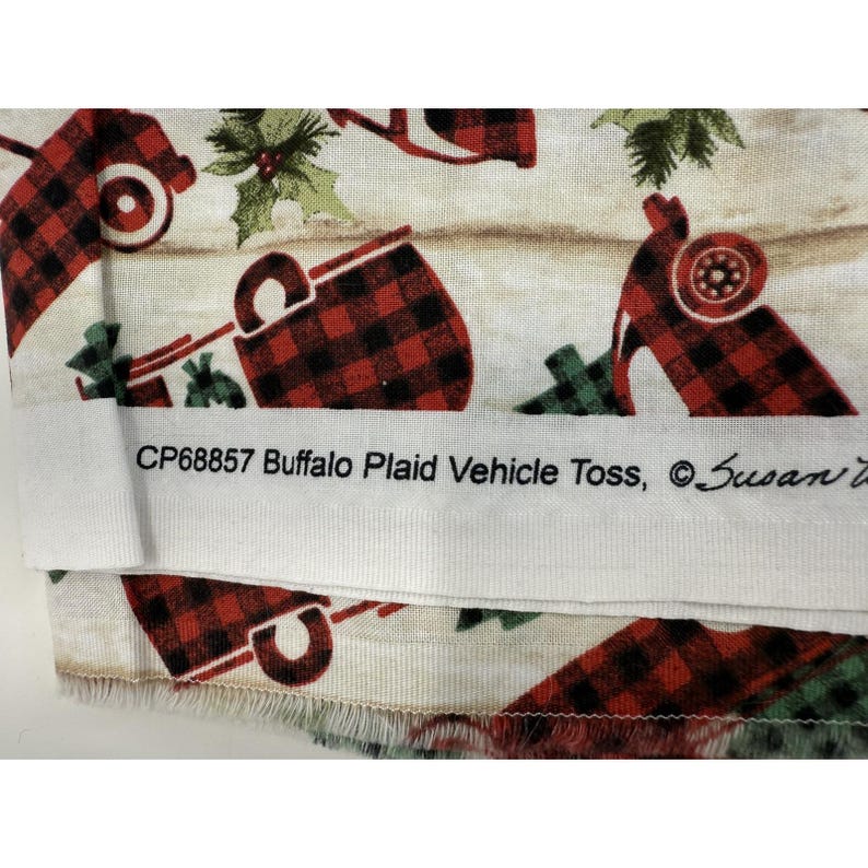 Susan Winget Red Buffalo Plaid Car Truck Bus Toss Fabric Christmas 2 ...