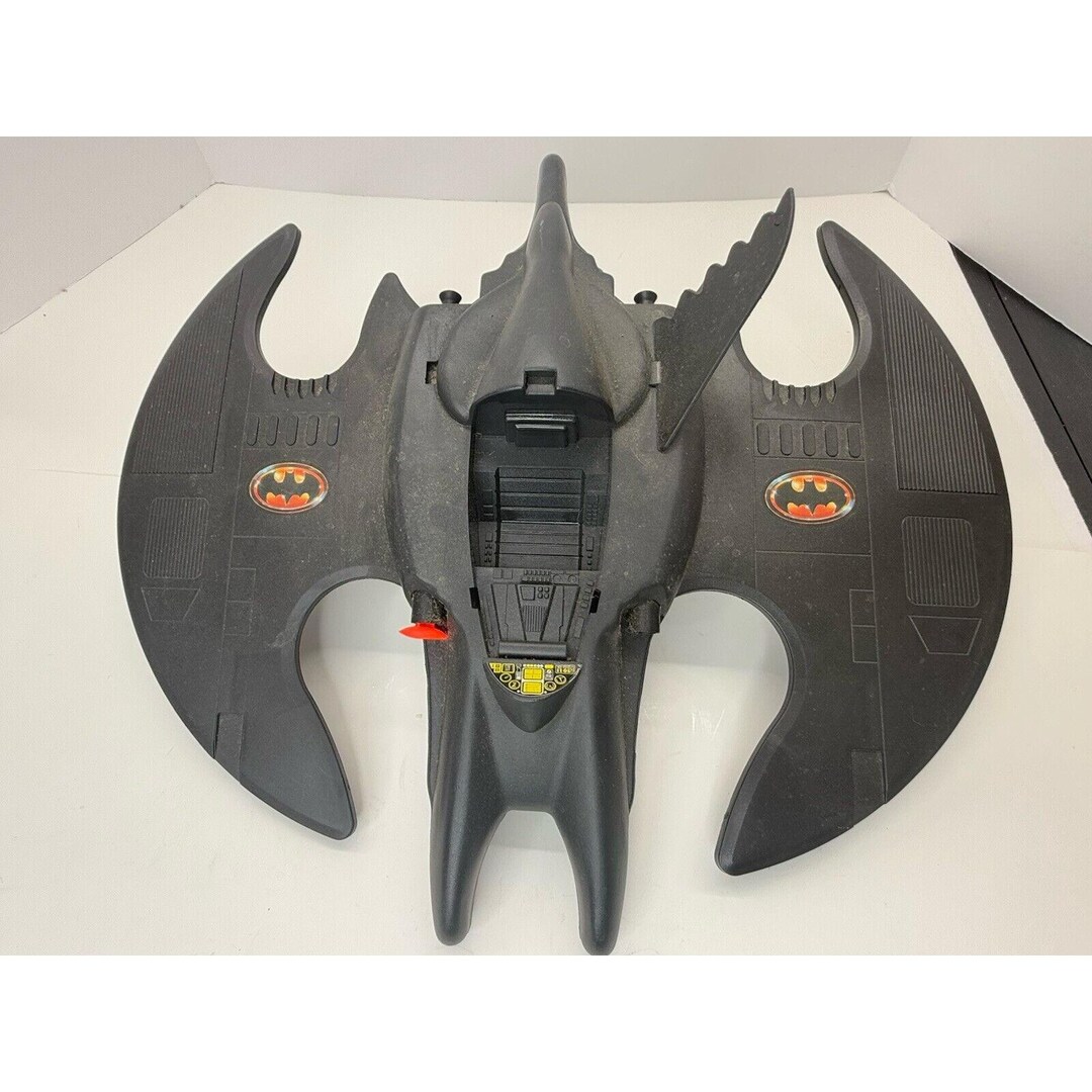 Vintage 1989 Batman Villain Cruncher Batwing Vehicle Toybiz Incomplete ...