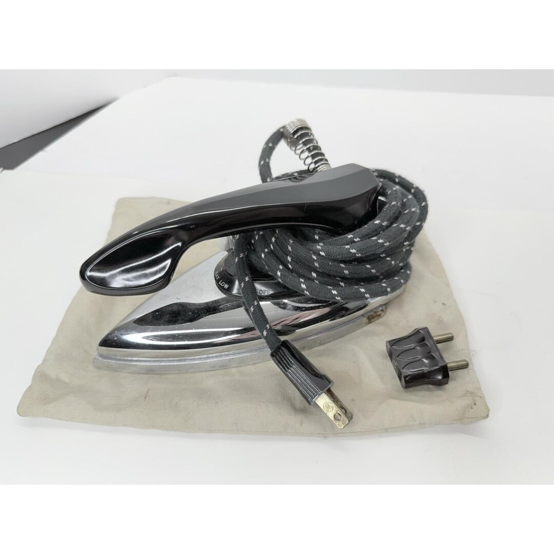 Vintage GE General Electric Clothes Iron 13F47 With Storage Bag & Spray ...
