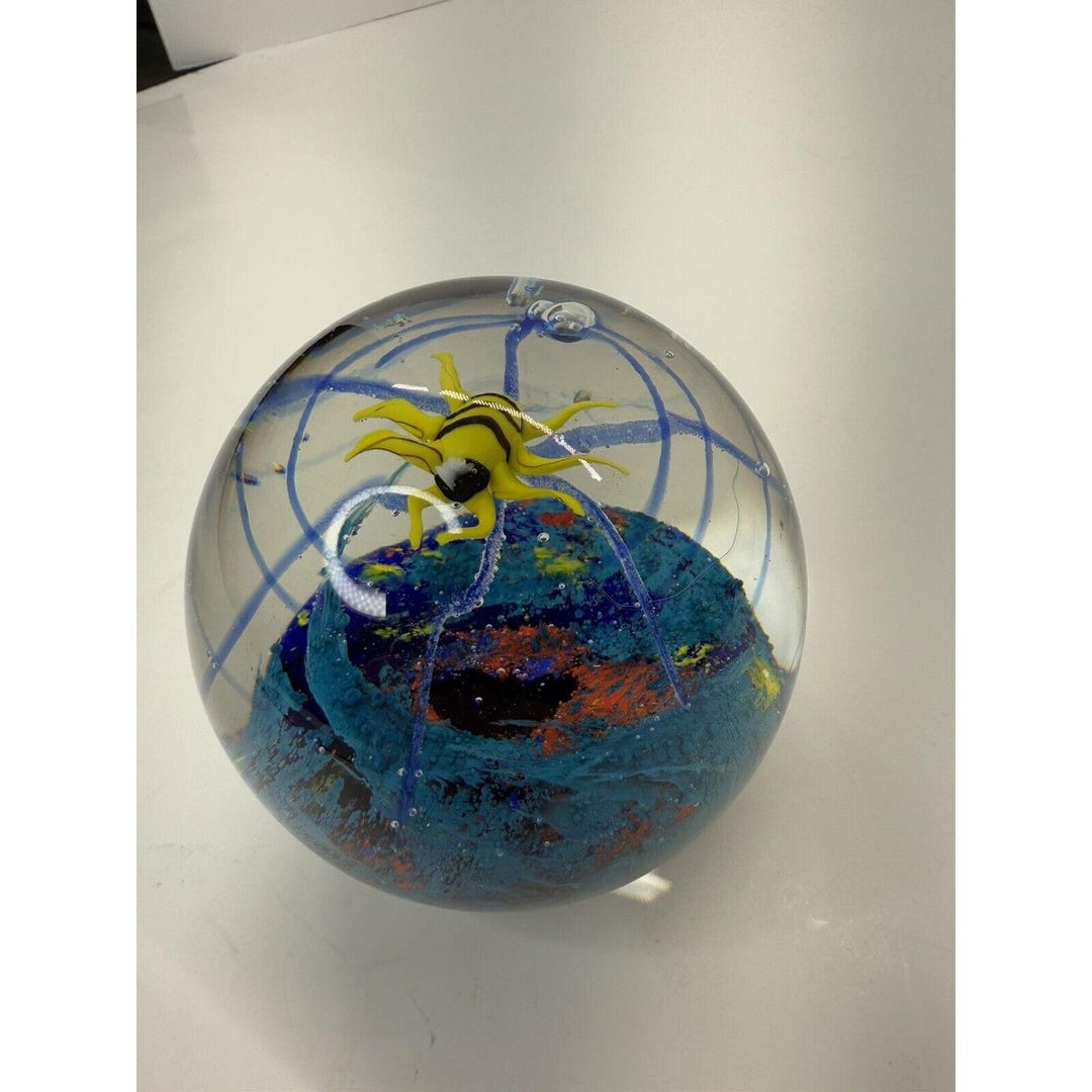 Vintage Glass Paperweight Dynasty Gallery Spider Spiderweb Controlled ...