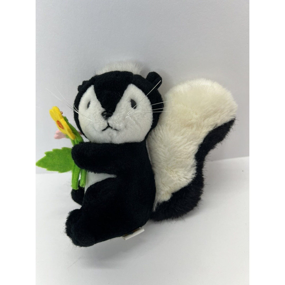 Dakin Skunk Holding Flowers Smiling Sitting Plush Stuffed Animal 1985 ...