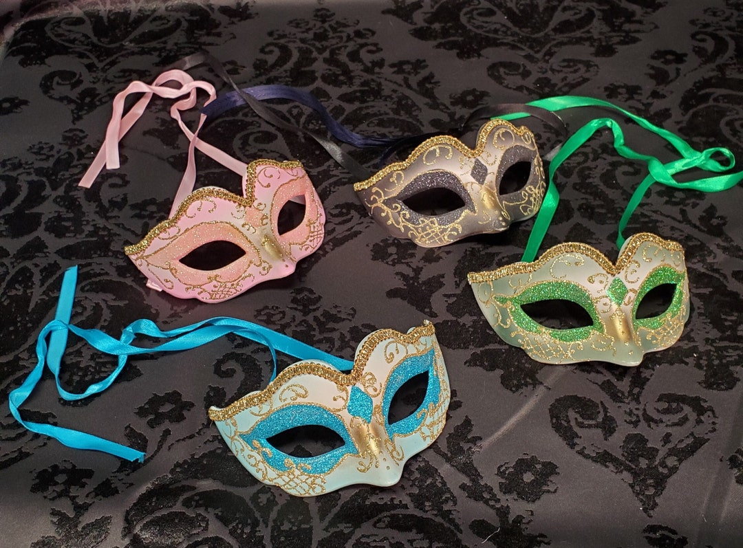 Set 4 Half Face Masquerade Masks & Ribbon Attachments: Royal Blue/green ...