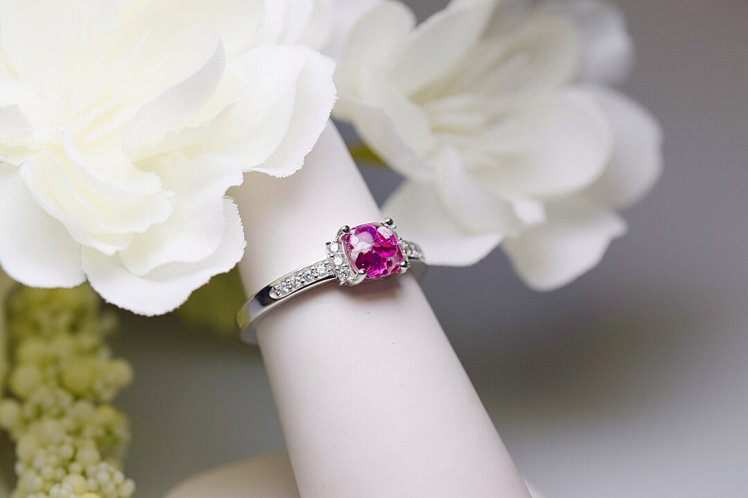 SPECIAL PRICE Cremation Ashes & Memorial Claw Ring chloe' - Etsy